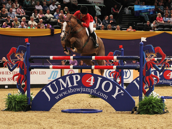 Bienvenue sur le site de A CHEVAL